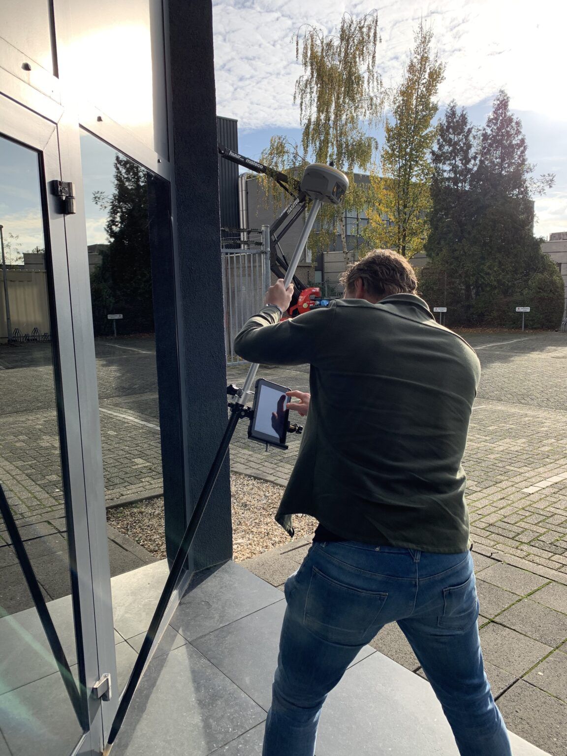 Top 5 best RTK GNSS Receivers for Land Surveying | Global GPS Systems